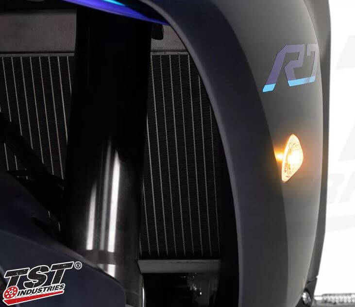 TST Industries GTR Front LED Flushmount Turn Signals 2022- Yamaha R7 ...